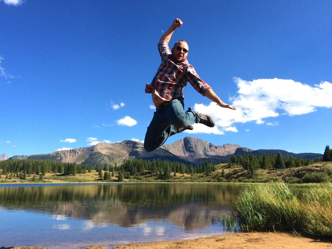 Hi there, I'm Scott. • rscottjones